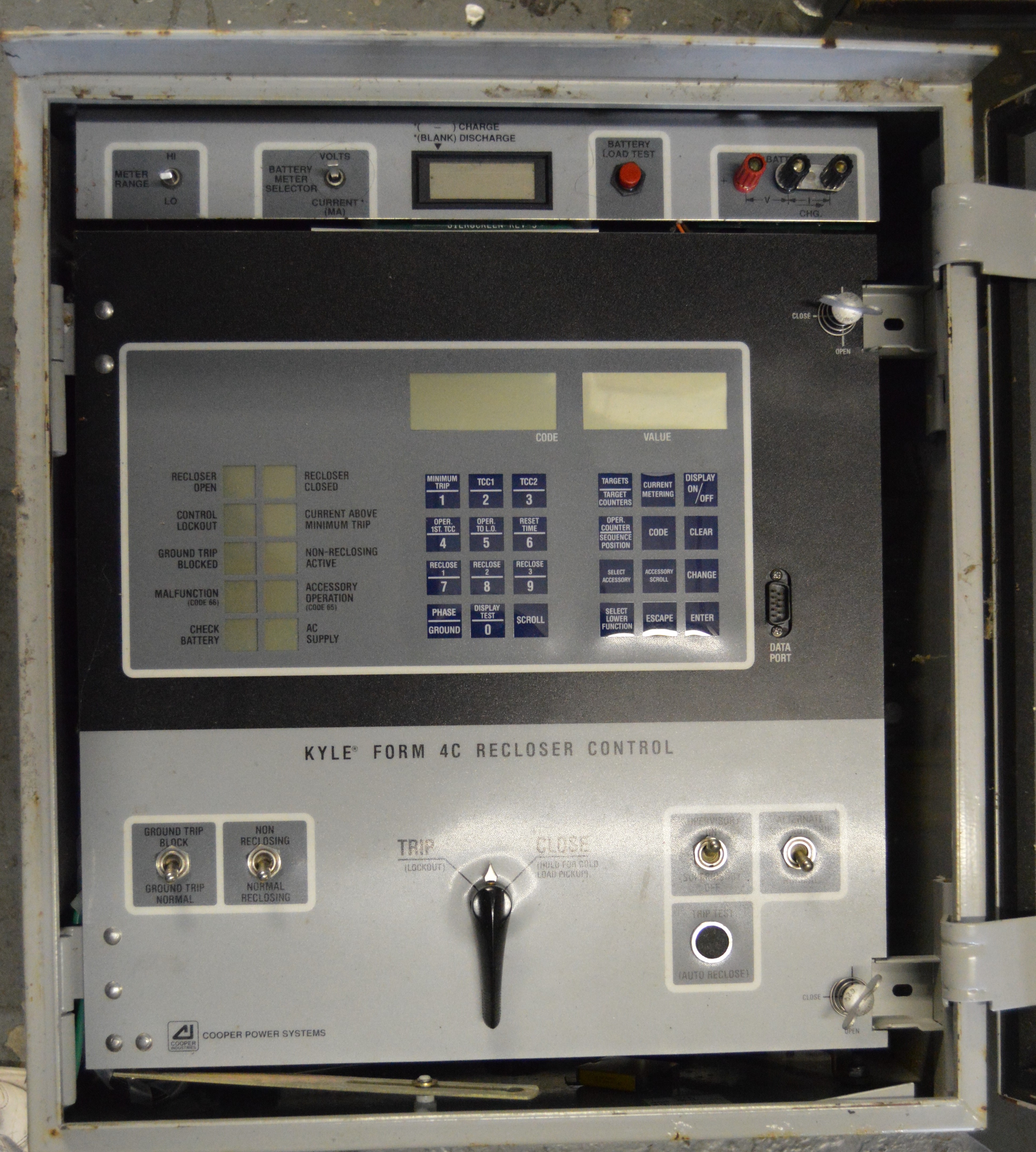 KYLE (Cooper) Form 4C recloser control repair